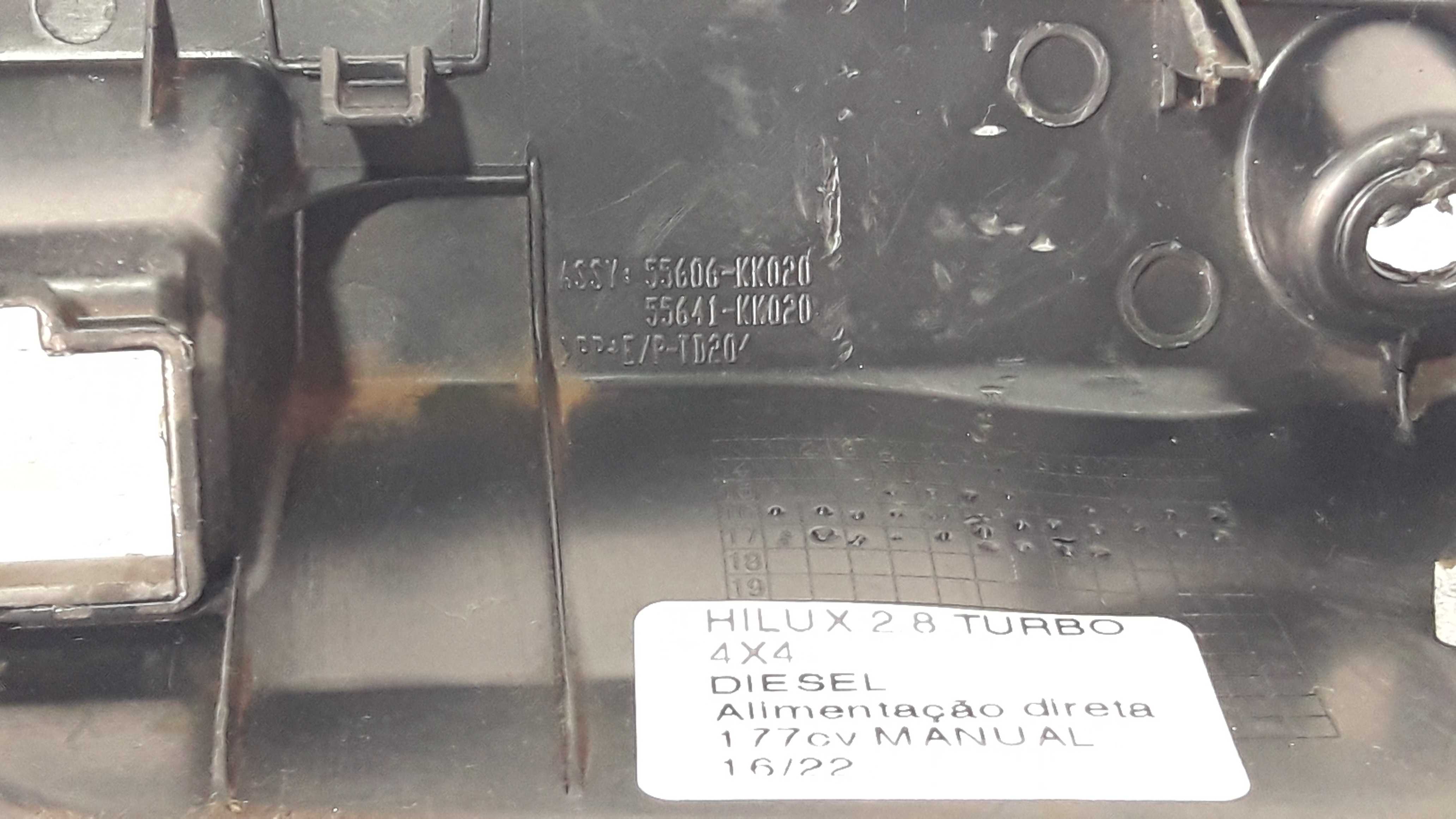 Moldura Painel Tomada Obd Hilux/sw4 16/20 55606-kk020 – Balicar ...