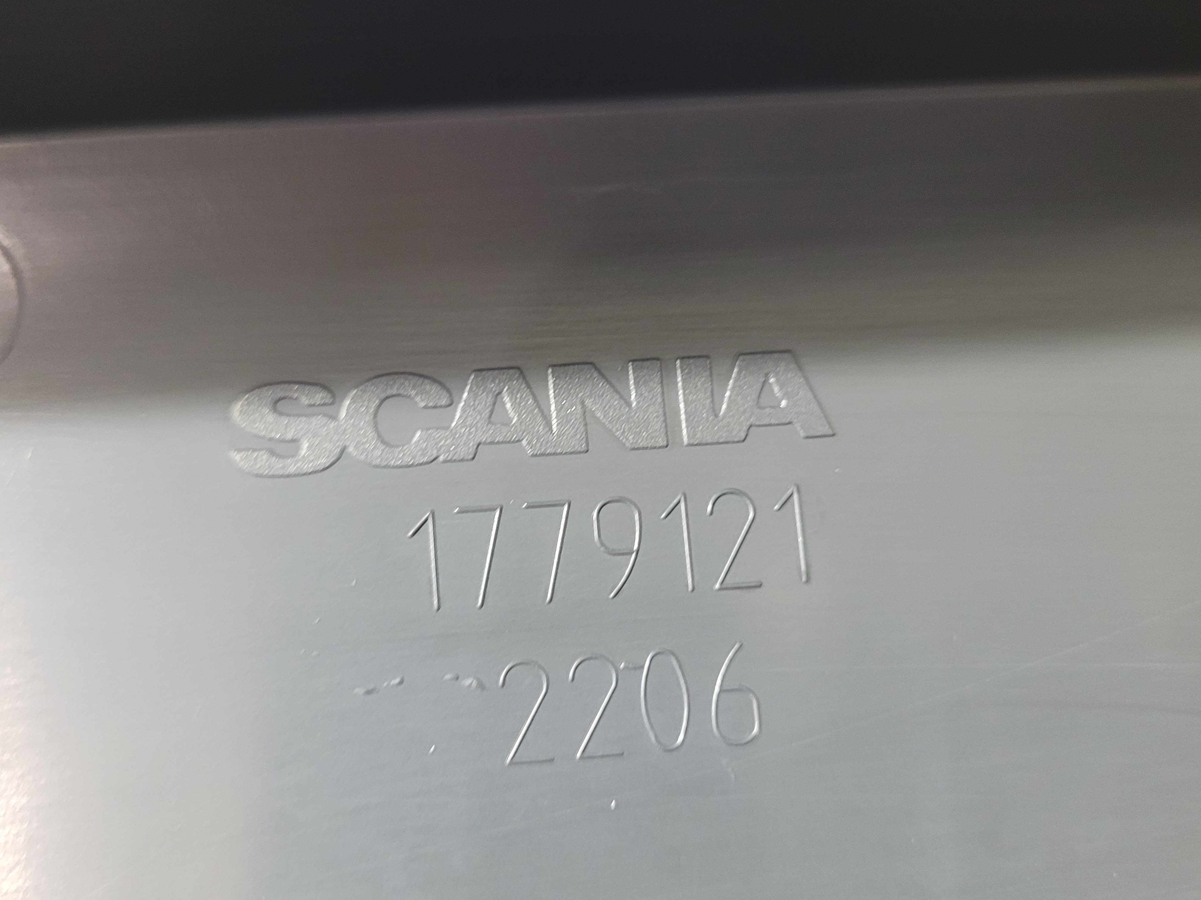 Tampa Lateral Estribo Scania Serie 5 1779121 – Br Truck Peças