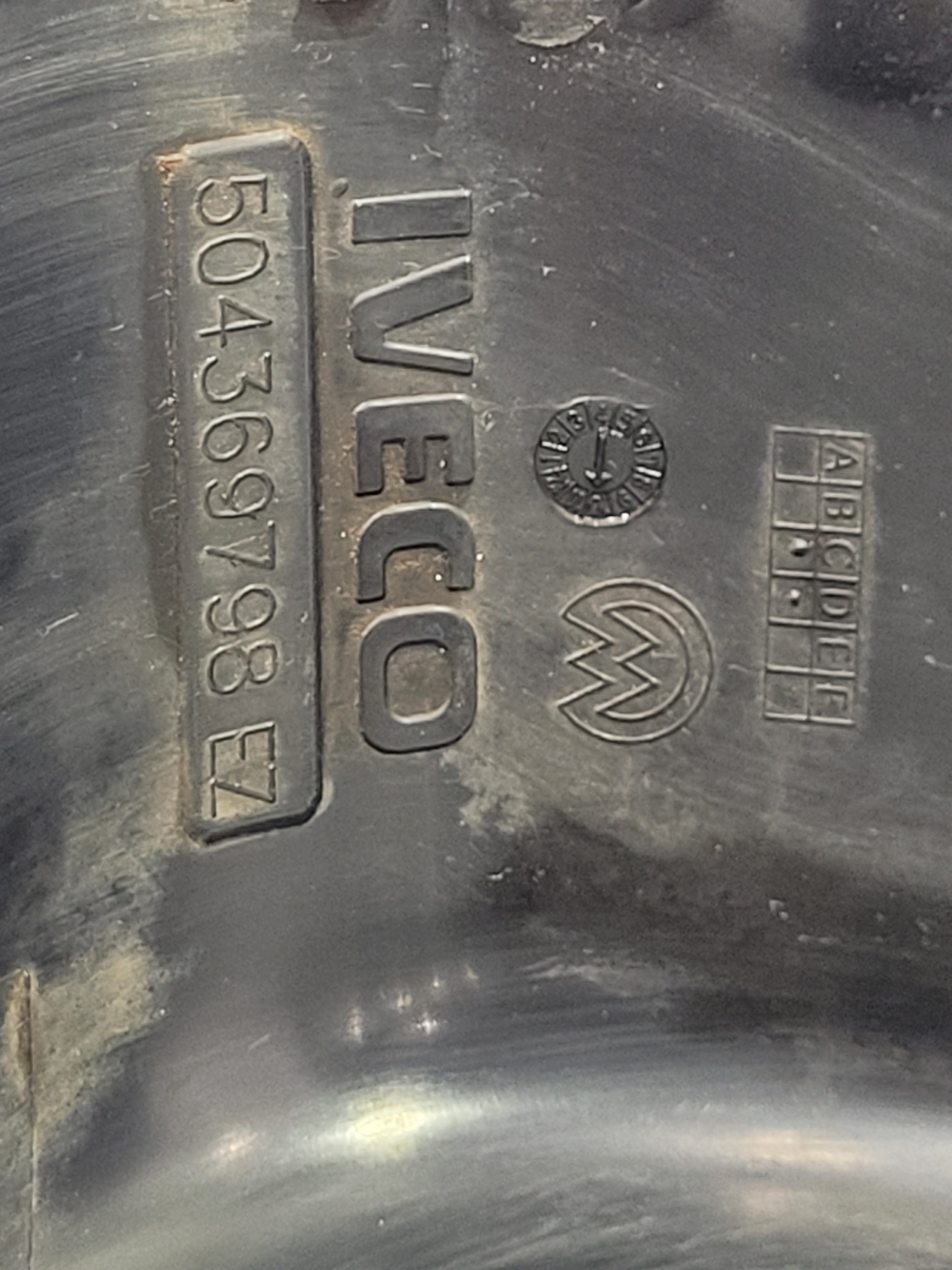 Revestimento Espelho Retrovisor Iveco Stralis 504369798 – Br Truck Peças